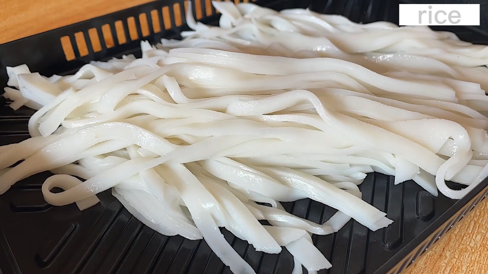 Flat rice noodles - Cook Chinese Foods